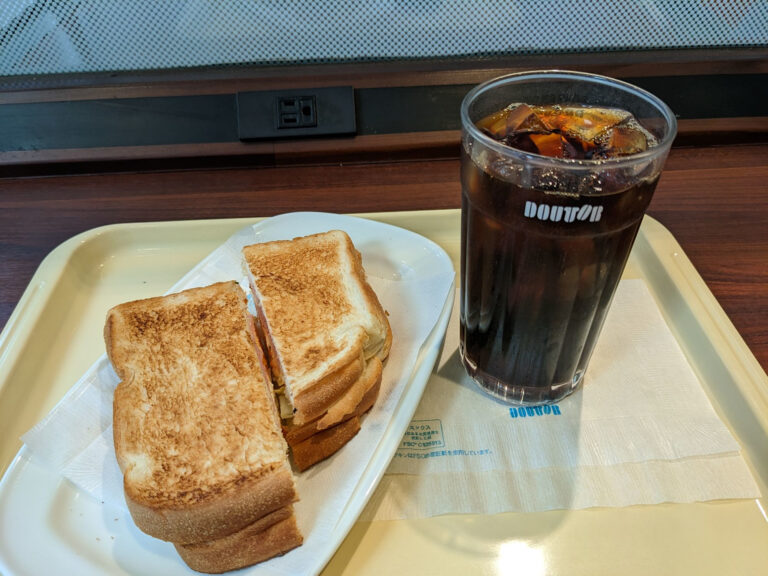 ドトールのモーニング3種類を全部食べてみた！450円～でコスパ抜群！｜ダッチのノマド生活